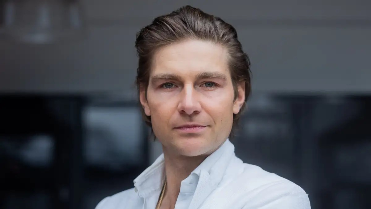 The Rise and Fall (and Rise?) of Jeremy Fragrance: A Whiff of Internet ...